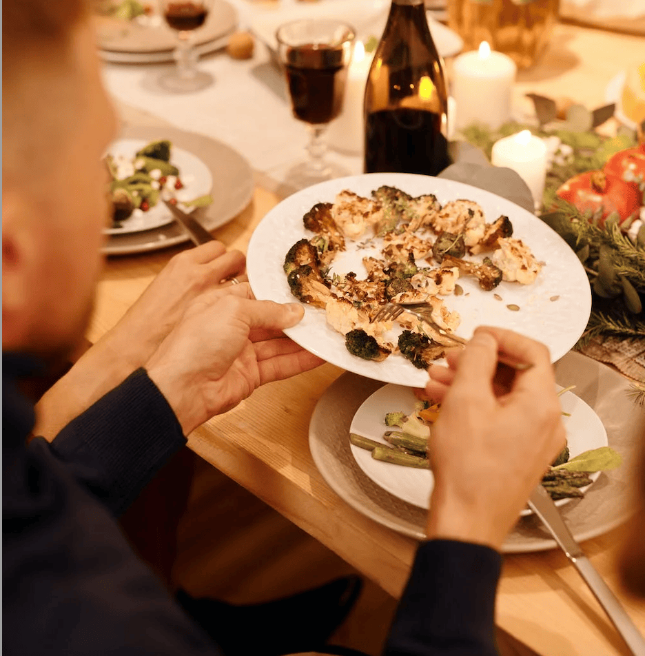 Dr. Zac reveals real reason behind 3pm slump on Christmas Day. - Doctor ...